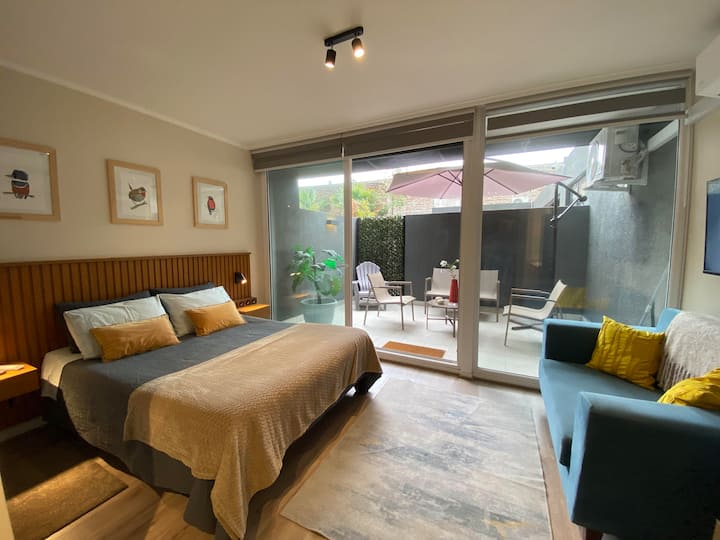 Loft Moderno / Acogedor Patio - Chile