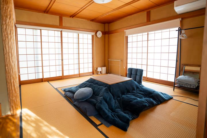 Guesthouse Room-a | 0 Min To Kojima Jeans Street - Kurashiki