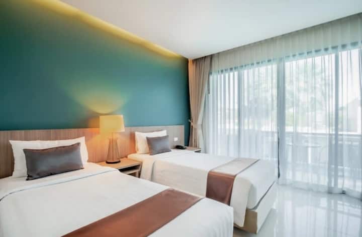 Comfort 6 King 6 Twin For Group Stay - Phuket