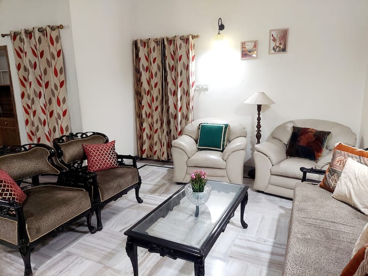 Most Peaceful 3 Bhk Complete Place- 1st & 2nd Flr - Sahibzada Ajit Singh Nagar