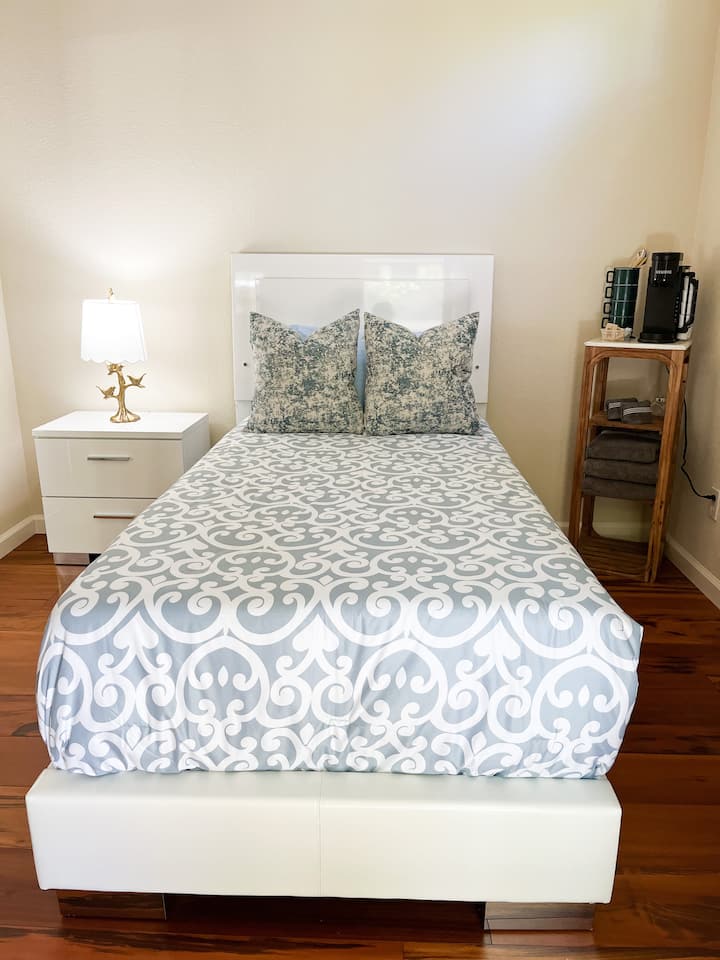 Private Suite W/bath + Private Entrance - Santa Clara, CA