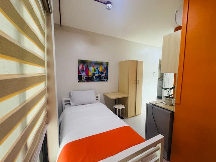 Deluxe Single Room - Dasmariñas