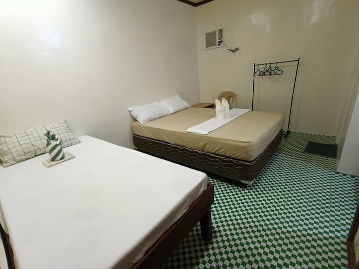 Kubo Inn And Beach Camp- Family Room - El Nido, Philippines