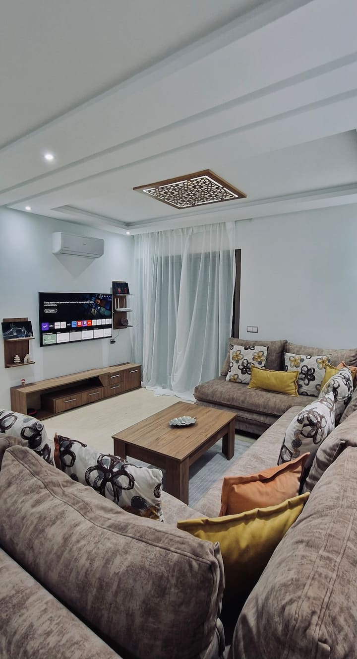 Appartement Moderne - Smart Tv - Wifi - Témara