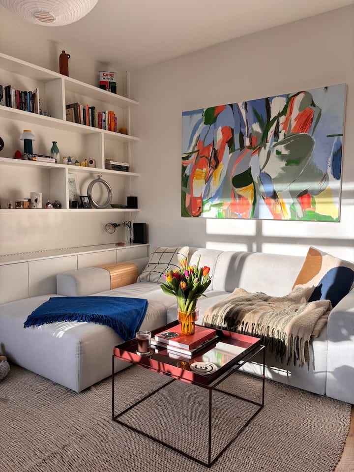 Modern, Chic, Bright Apartment - Amsterdam