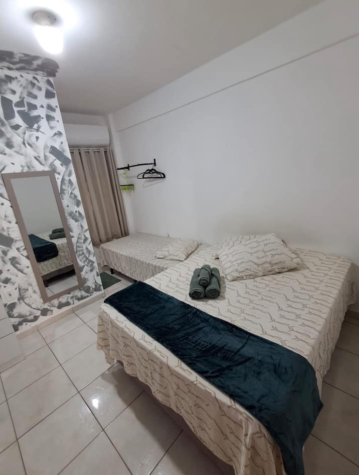 Apt Inteiro, Ar Cond, Garagem,5min Praia, Apt 208 - Espírito Santo (estado)