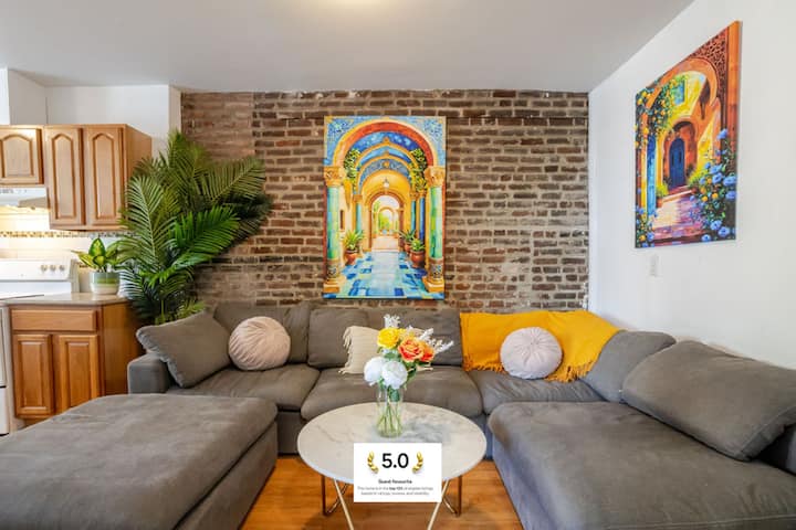 Prime Location | Gorgeous 4br Downtown Mtl - Montréal, QC