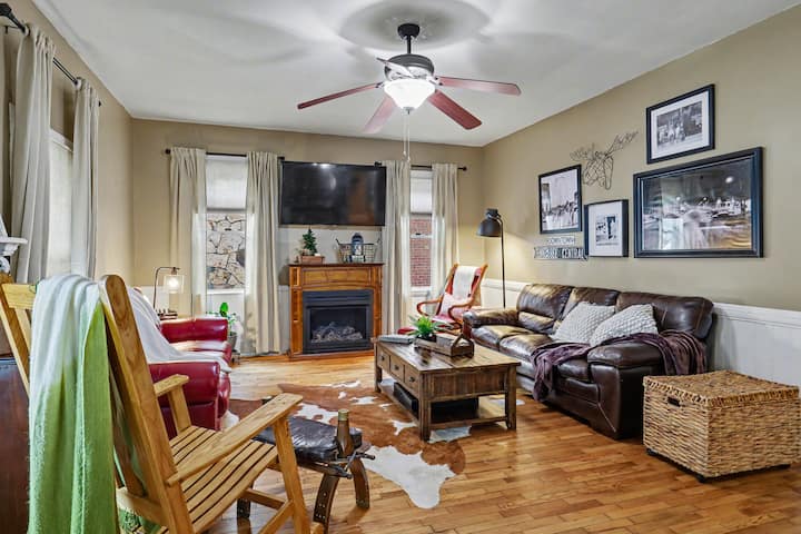 Near Murphy River Walk: Historic Downtown Home! - Murphy, NC