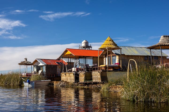 Uros Lunita Lodge - Puno