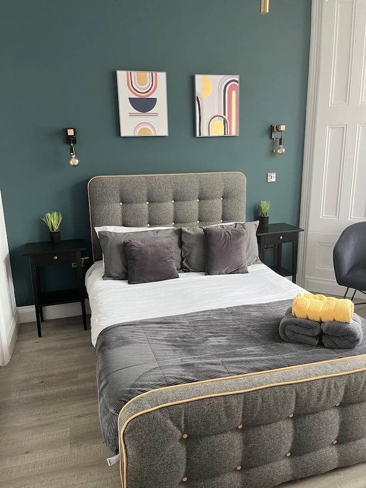 Seaside Studio Apartment - Weston-super-Mare