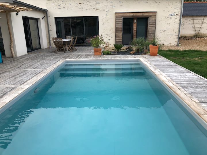 Villa 10 Personnes Avec Piscine Chauffée à 29* - Angers