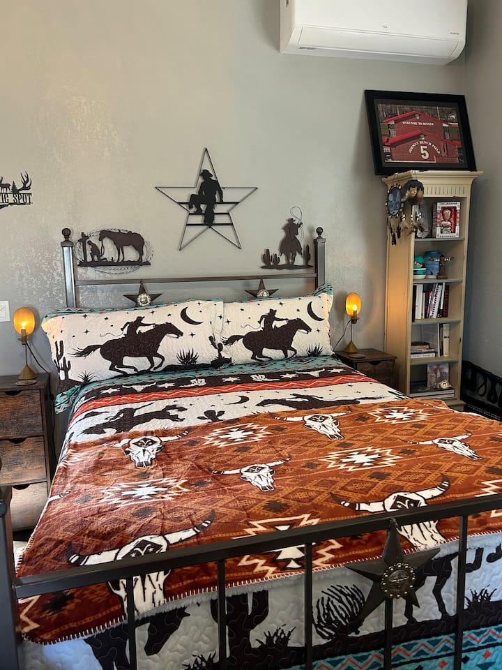 The Rustic Spot
Open Now For Booking. 
See U Soon! - Oklahoma