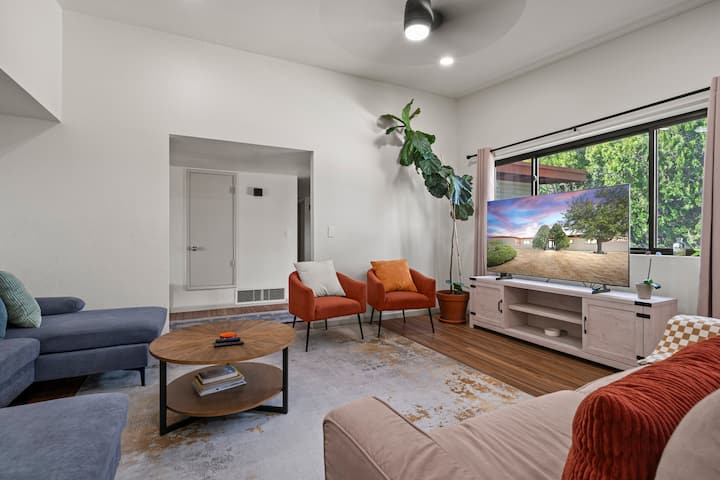 *New*  Cozy Central L 4 Bdrm 2bth L 0.7 Acre Lot - Sierra Vista, AZ