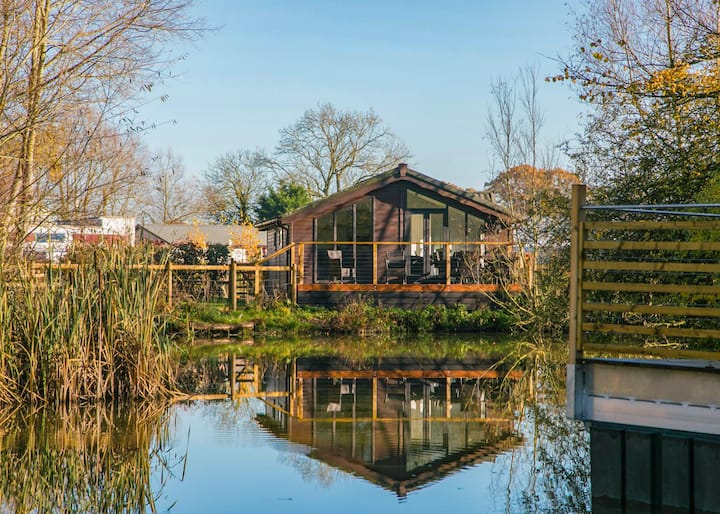 Lakeside Lodges - Warminster