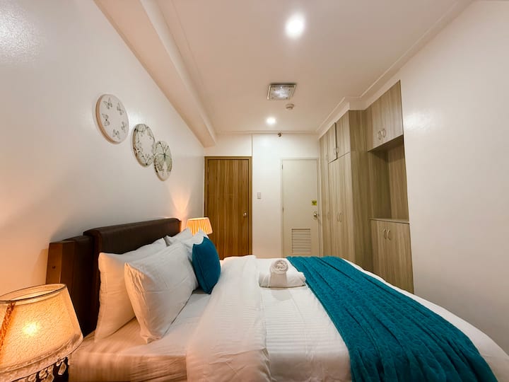 2br Manilabayview Infront Of Usembassy Near Slec - Manila