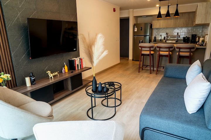 2 Master Suites In Miraflores | Walk To Larcomar - Peru