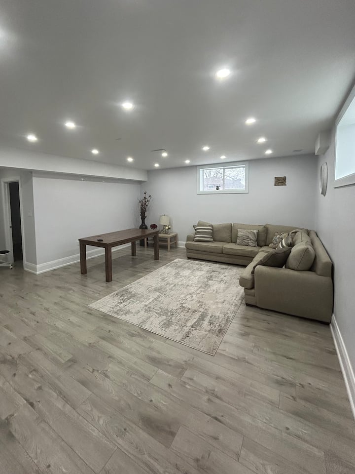 3 Bedroom Bungalow Basement - Bolton