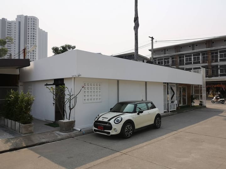 Juntra Cozy Escape - Chiang Mai