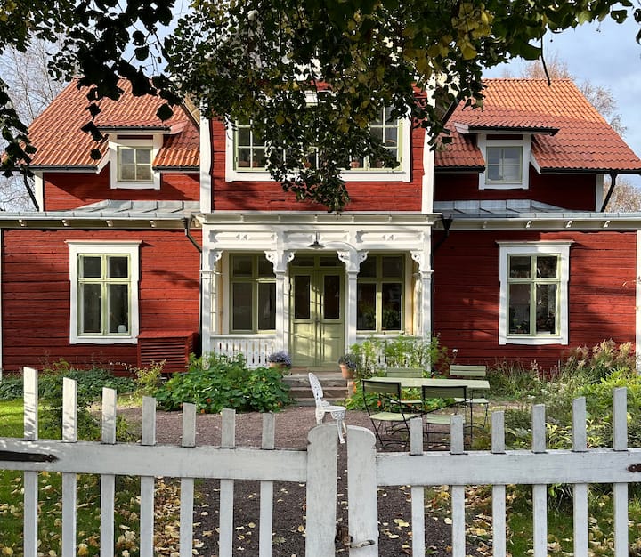 Sekelskiftesgård I Dalarna - Leksand