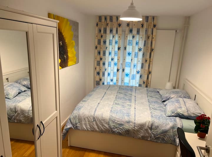 Cozy Room In A Spacious Flat - Zug