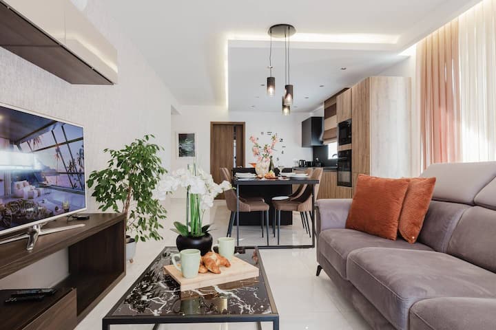 Mulberry Ph 2bed Insane Views! By Homely - Malta