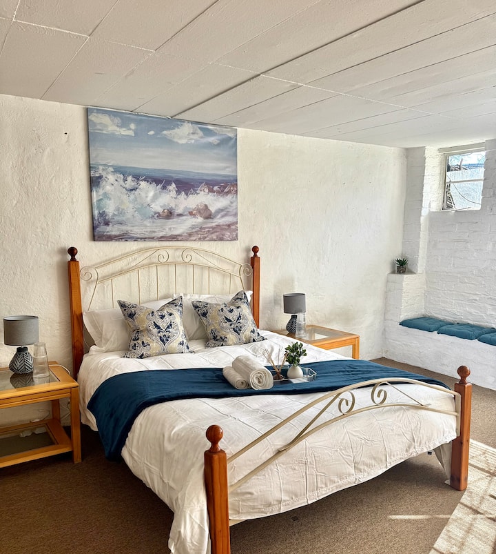 Sunny Suburban Suite - Sandton