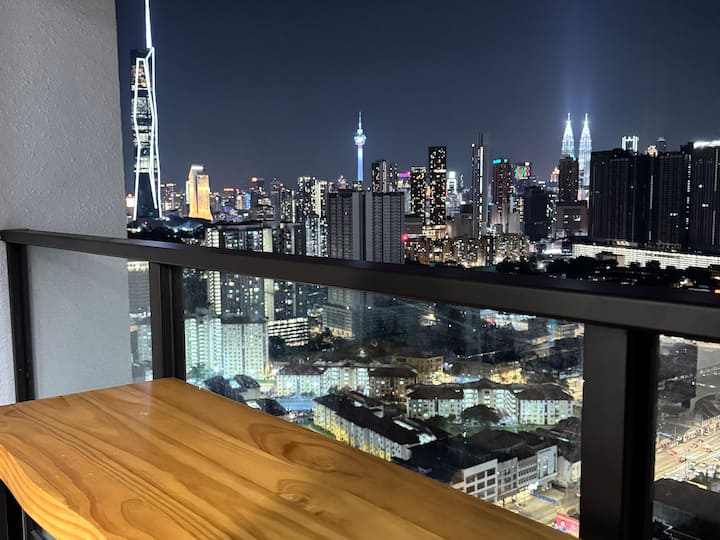 Nice Klcc 118 View Suite | Lvl 33 | Free Parking - Cheras