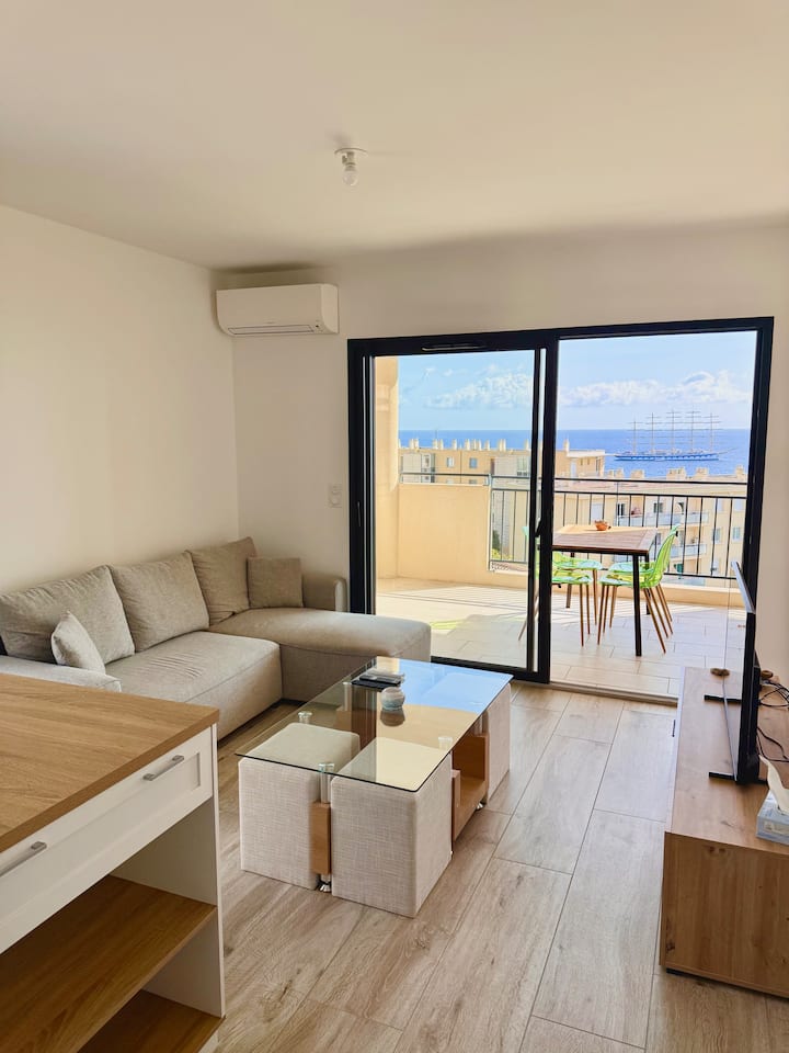 Vue Mer Incroyable Et Place De Parking Couverte - Bastia