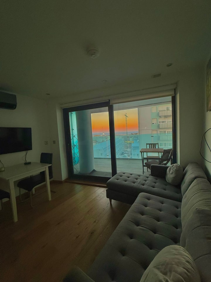 Ocean Village Spa Outsanding View - Gibraltar