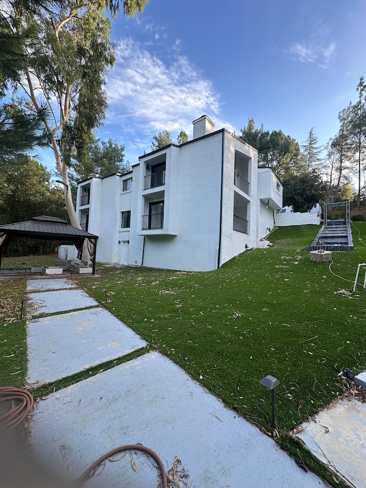 Very Private Cozy House - Topanga
