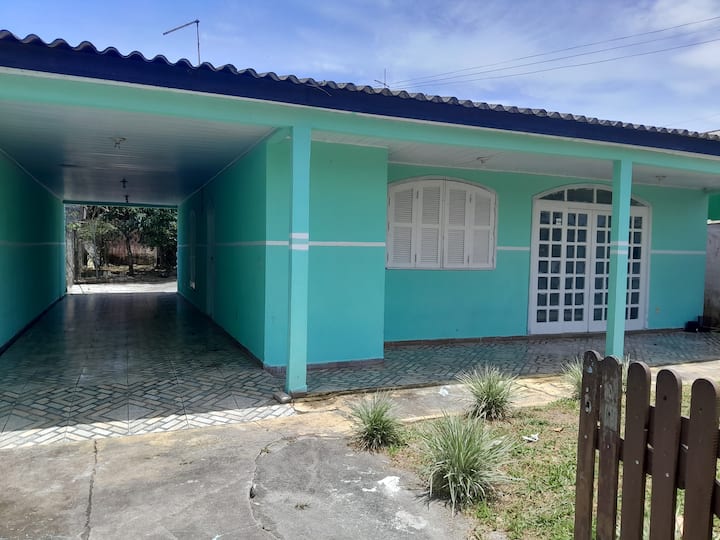 Casa 800 Metros Do Mar - Paranaguá