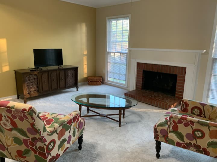 Cedars Hidden Gem - Florence, AL