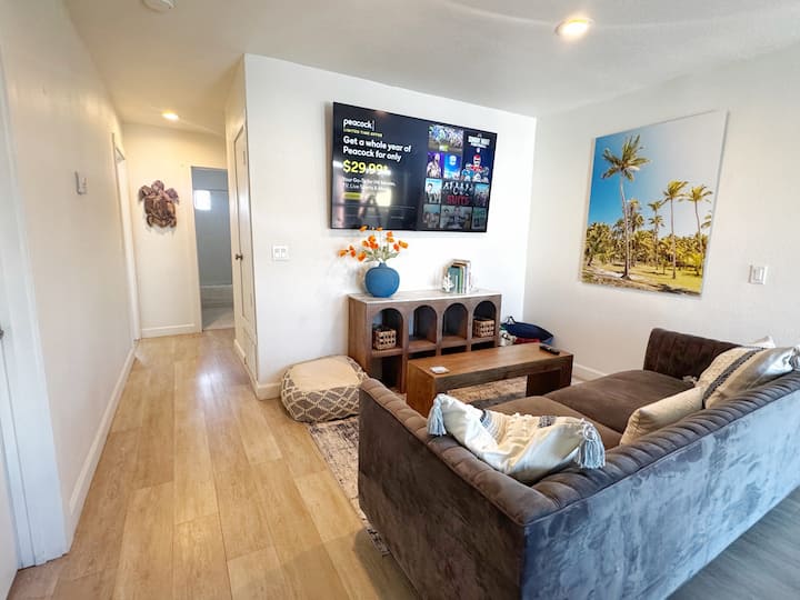 Pet Friendly - Lantern District Apartment - San Clemente, CA