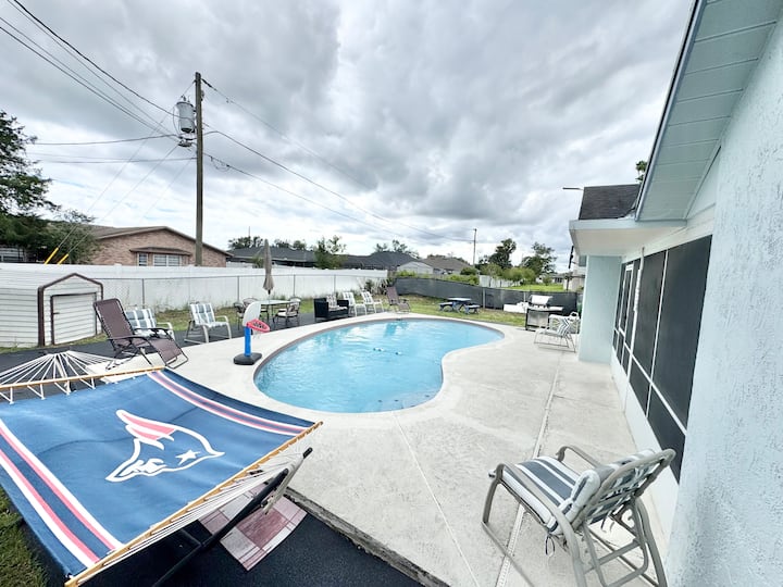 Home Away From Home - Deltona, FL