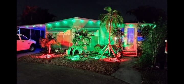 Venice - Minutes To Venice Beach - Venice, FL