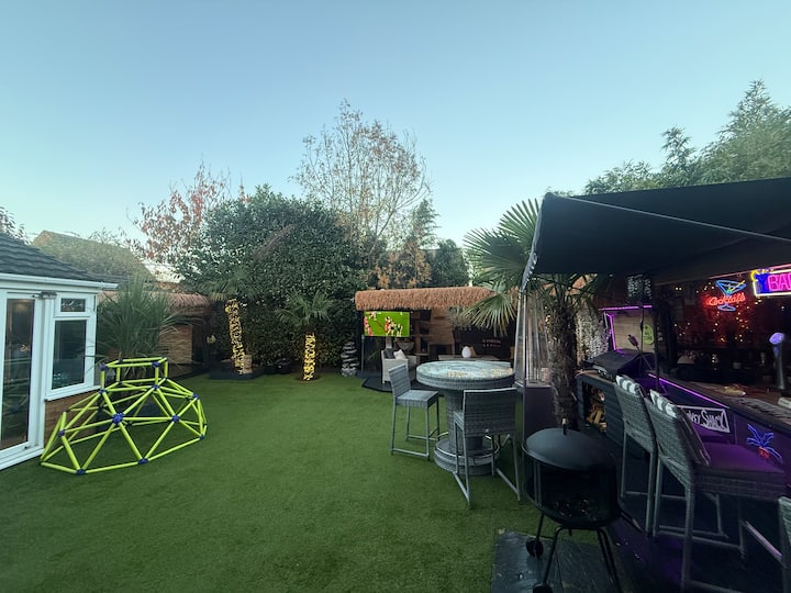 Remarkable Bright Family Home With Many Aspects. - Gloucester