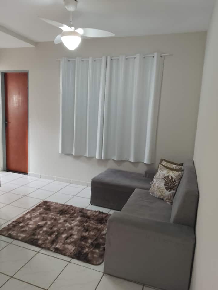 Apto Completo Próx á Ucdb/uems E Bases Militares. - Campo Grande