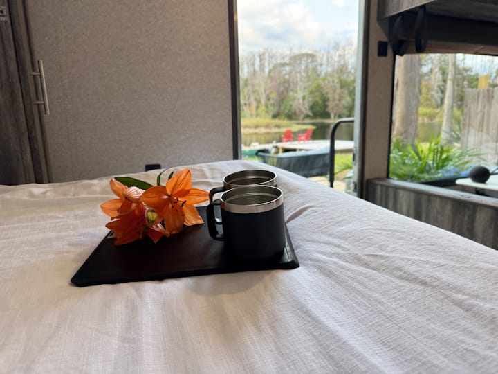 Glamping By The Lake - Land O' Lakes, FL