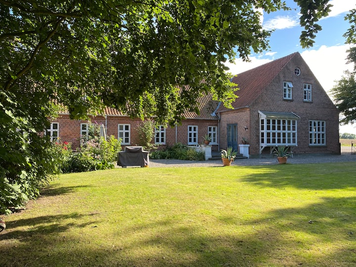 Bellinge House @Bellingehouse_dk - Denmark