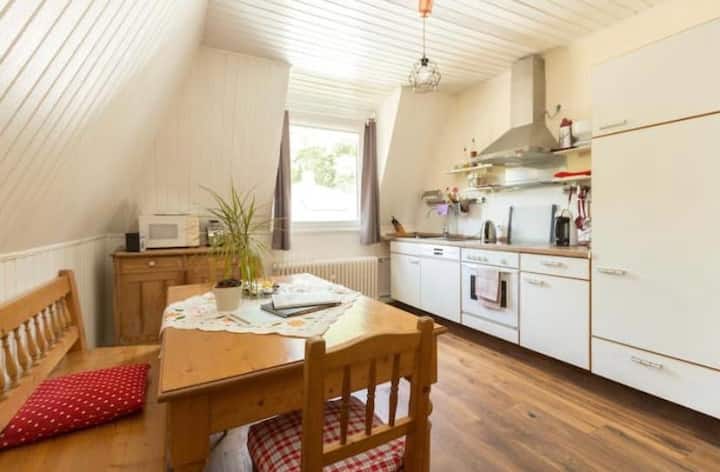 Dachgeschosswohnung - Langenfeld