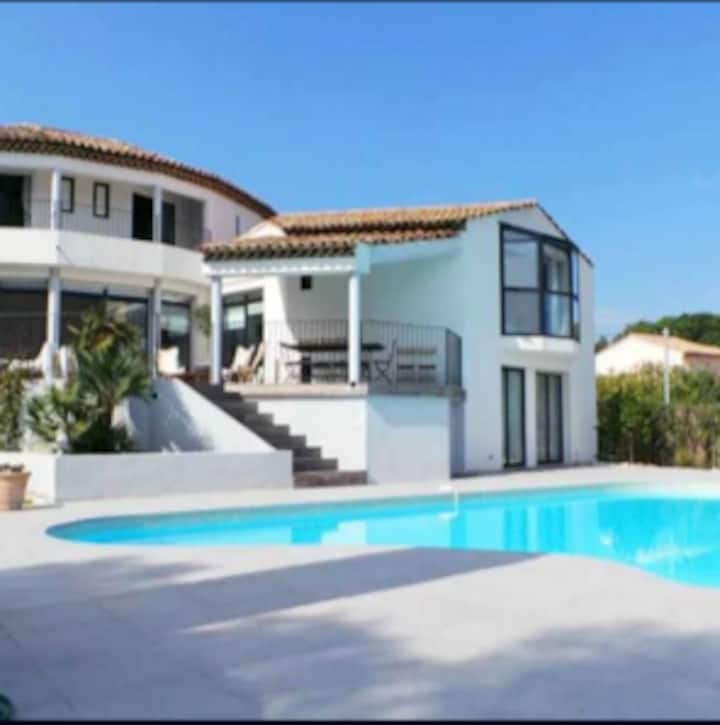 Villa Vue Mer Les Issambres, 2 Min De La Plage - Saint-Raphaël