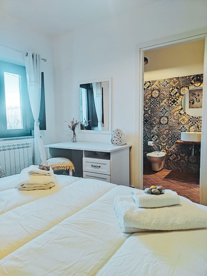 Agriturismo Li Guira - L'ulivo - Laurino