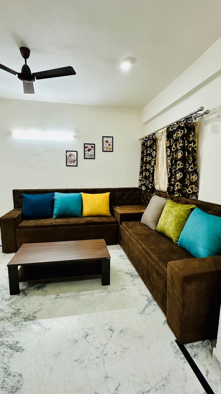 Cozy And Bright 1bhk Private Apartment-1 - Pune