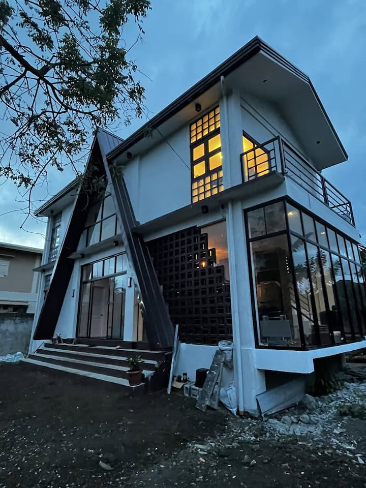 Offers Modern Comfort With Rustic Charm. - Anilao