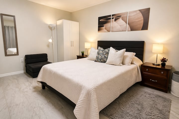 “Cozy Private Apt • Spotless • Near Downtown” - Tampa