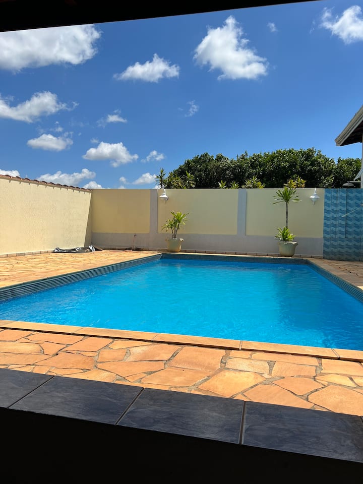 3camas,2colchões De Solteiro!uma Piscina De Bb Tbm - Socorro
