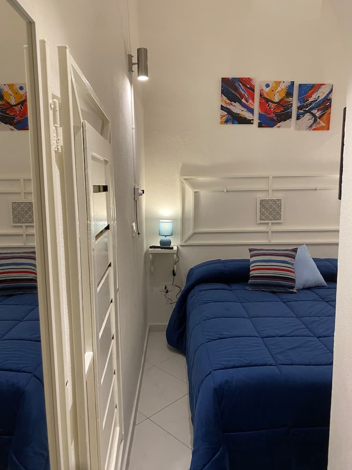 Piccolo Rifugio Blu Di Neapolis - Naples