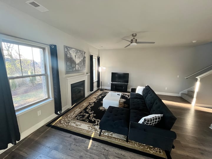 Entire House For Visit/business - Piedmont, SC