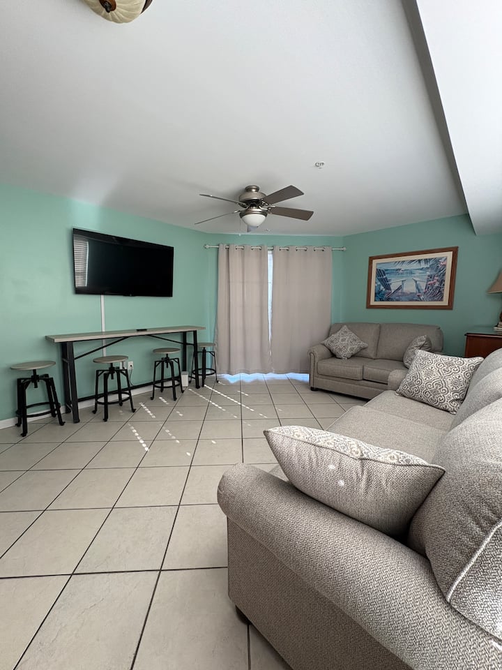 Champagne Island Resorts #109 - Avalon