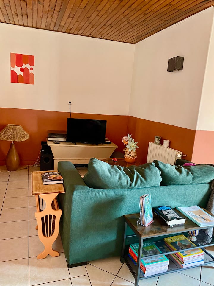 Cocon Vintage Avec Terrasse Tropézienne - Bagnols-sur-Cèze